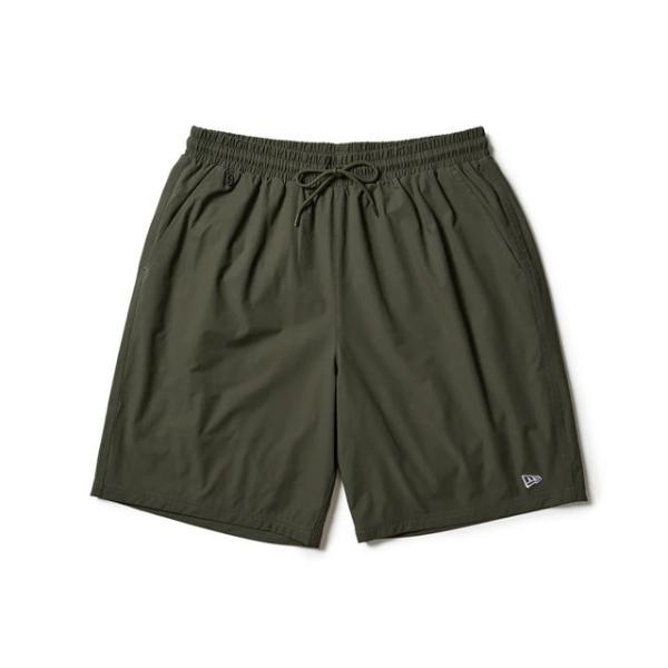 ◇耐塩素加工を施し、海やプールはもちろん日常使いにも適した撥水◇ストレッチ機能を備えた万能ショーツ。◇通常の Utility Shorts よりも股下を長めに設定◇軽やかな着心地を保つメッシュライナー付き◇ウエストにドローコード、右前にルー...