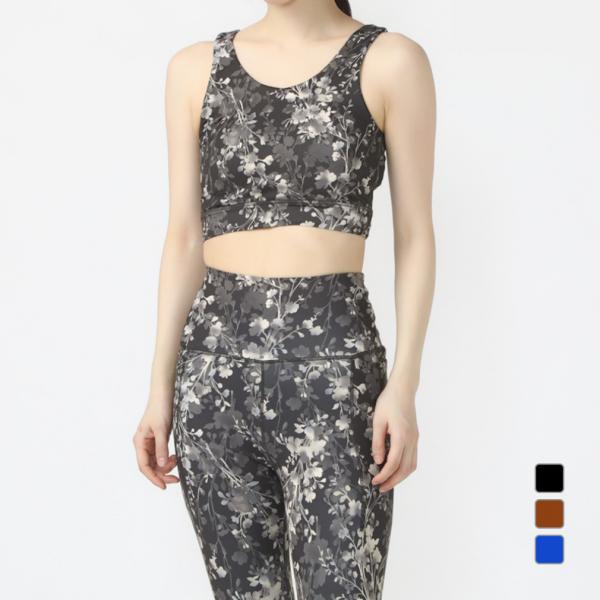 ◇奥行きのあるフラワープリントが体を美しく演出する。明るいカラーでも、しっかりと濃淡をつけることで締まって見えるようなプリントに仕上げました。 ■カラー(トップス/ボトムスメーカー表記)： ブラウン(22/22) ブルー(44/44) ブラ...