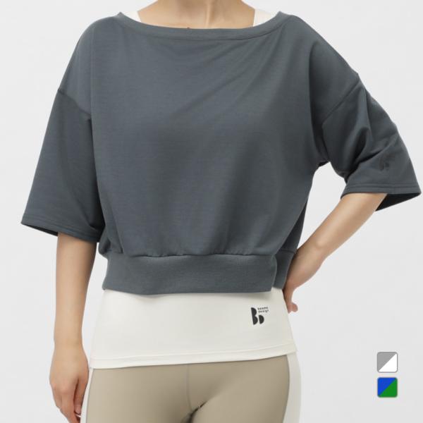 ◇コットンタッチのポリエステル製ライトドライスウェットとノースリーブブラのアンサンブル。 セパレートになっているので着こなしは3通り！ スウェットもドライタッチで肌触りがよいので1枚で着てもかわいいです。 ■カラー： ブルー×スモークグリー...