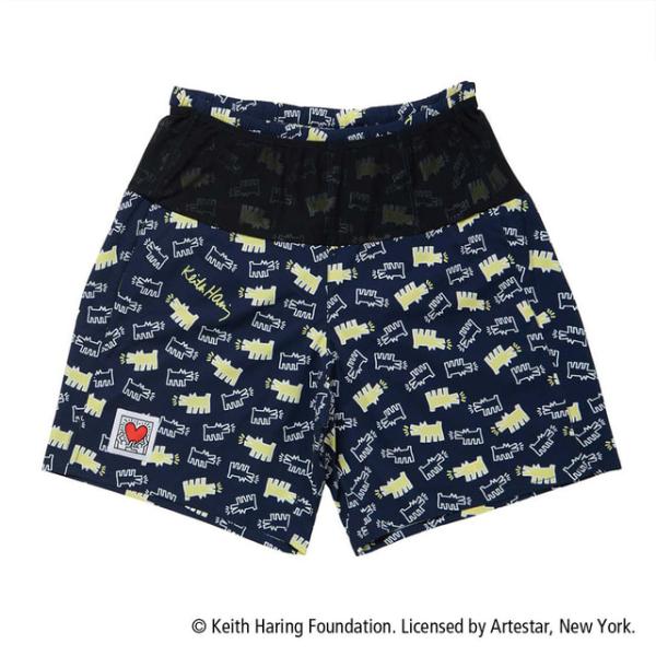 ◇ランニング ユニセックスショートパンツ◇アーティストKeith Haring(キース・ヘリング)からインスパイアされたコレクション。◇ストレッチ性のある動きやすい素材のランニングパンツ。◇スマートフォン、鍵、小銭、ゼリー、バーなどの小物を...