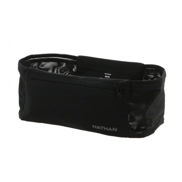 ◇大型スマホやソフトフラスク対応のワイドなジップスター◇多くのサイズのスマートフォンが収容可能な大容量フロントジップポケット背後のジップポケットはカードやコイン用の大きさに調整サイドスリットには、ソフトフラスク(414ml)も収納可能。フロ...