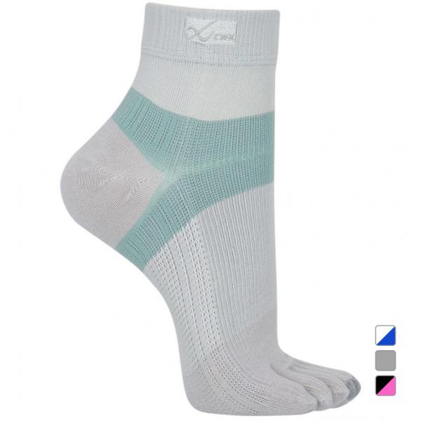 ◇足首サポート。運動時の足の疲労軽減。◇5本指ソックス(ショート)サポート部位:足首、アーチ(縦+横)◇CW-X独自のテーピング原理で、足首と足裏のアーチをサポートし、運動時の足の疲労を軽減◇足裏の動きをアクティブにする縦と横のダブルアーチ...