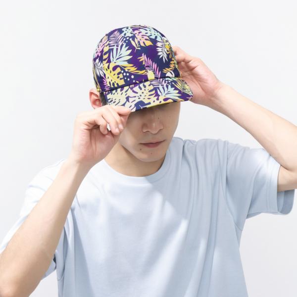 ◇ランニング 軽量通気キャップ◇軽量性と通気性にこだわったランニングキャップ◇従来品比30%の軽量化(48g)◇レーザーパンチング加工で通気性アップ◇縫製箇所は圧着シームで帽子内部がフラットな仕上がり◇まぶしい日差しから東部を守るUPF50...