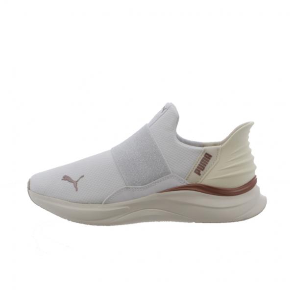 ■カラー(メーカー表記)： ホワイト×サーモンピンク(02：Puma White-Rose Gold) ■甲材(アッパー)：合成繊維+人工皮革 ■底材(ソール)：ゴム底 ■生産国：ベトナム ■2025 Spring＆Summer モデル ※...