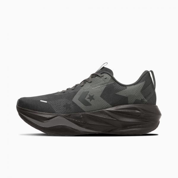 ◇三津家氏が目指す「楽しさを感じながら走ること」を体現したブランド初の厚底ソールを採用した新型モデル◇最大の特徴は、ミッドソールに採用したSUPER CRITICAL FOAM(スーパー クリティカル フォーム)。大幅な軽量化と、形状回復性...