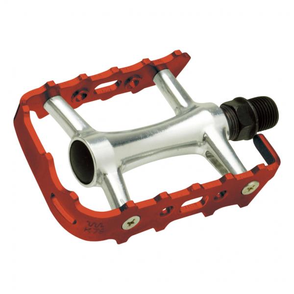 ◇ケージ部分を美しいアルマイトカラーで仕上げた、街乗り向けアルミ合金製ペダル。◇軽い、強度、コストが安い◇リフレクター付属■カラー：レッド(RED)■素材：アルミ合金■サイズ：L63×W100×H24mm■重量：239g/ペア■生産国：台湾...