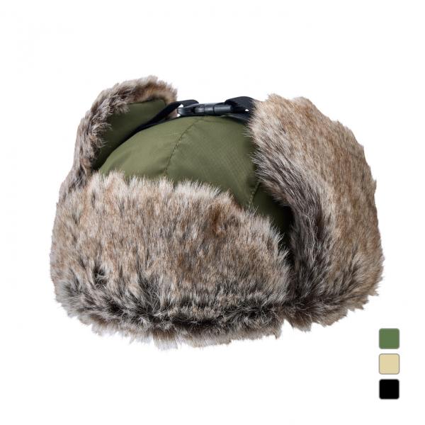 ◇ボリュームのあるファー使いで小顔効果も狙えるフライトキャップです。MA-1風の光沢感のある素材を使用■カラー(メーカー表記)：カーキ(KHA)ベージュ(BEG)ブラック(BLK)■素材：Nylon95％ Polyurethan5％■生産国...