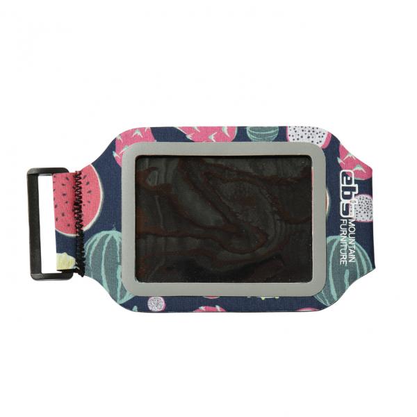 ◇腕に付ける伸縮素材の横型パスケース■カラー：SEEKER■素材：ポリエステル■サイズ：本体/430×95mm■生産国：中国アルペン alpen スポーツデポ SPORTSDEPO スキー スノーボード チケットホルダー