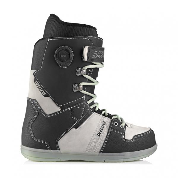 ◇トリック向け◇ジブ、グラトリに特化した次世代のブーツ■カラー(メーカー表記)：ベージュ(BLACK MOJITO)■インナーブーツタイプ：成型■生産国：中国※ブランドやシリーズによっては甲高や幅等小さめに作られていることがあります。あくま...