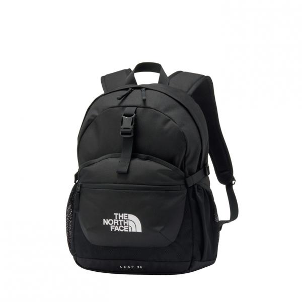 ◇シンプルなデザインにビッグロゴが映える、スポーティな中型デイパック・新生活を迎える学生や社会人への飛躍というエールを込めた「LEAP(リープ)」コレクション・誰もが使い方をイメージできるシンプルな構造・ワンポイントデザインのフロントのビッ...