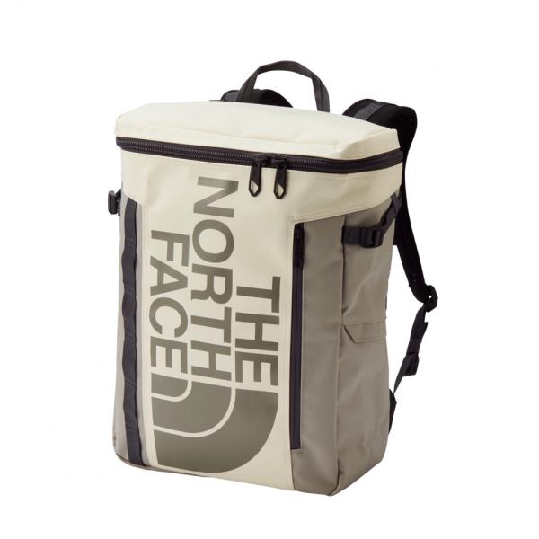 ◇THE NORTH FACEの代表的なロングセラーモデルとして、高い人気を誇るデイパック(リュック)です。メイン素材は、環境に配慮した1000デニールのリサイクルポリエステルに、TPEファブリックラミネートを施した高強度の生地を採用。濡れ...