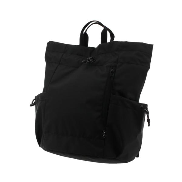 ◇巾着型のシルエットが可愛い、マルチウェイに使用可能なバッグ◇ショルダー紐を取り外すことができ、バックパック・トート・ショルダーとして使える3WAY仕様の高機能バッグ。コーディネートに映えて目を惹く柄が4種類と、シンプルなブラックの5色展開...