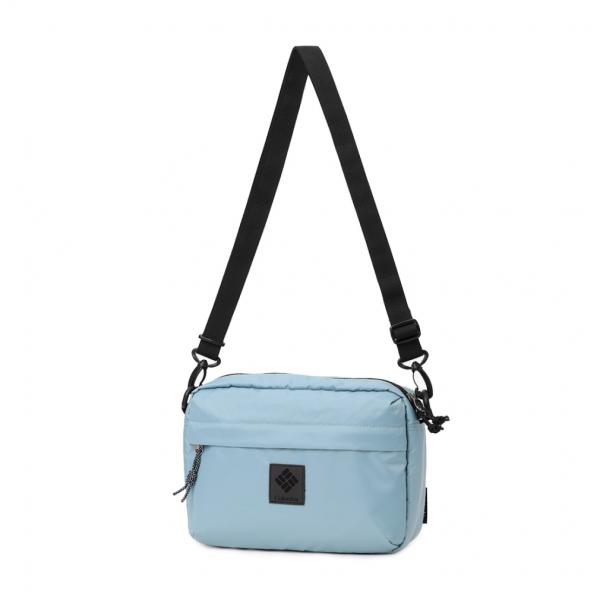 ※ブラウザやお使いのモニター環境により、掲載画像と実際の商品の色味が若干異なる場合がございます。◇旅行のお供にも身軽なお出かけにもちょうど良いサイズ感◇コロンビア独自のはっ水(撥水)機能「オムニシールド」◇旅行やちょっとしたお出かけなど、シ...