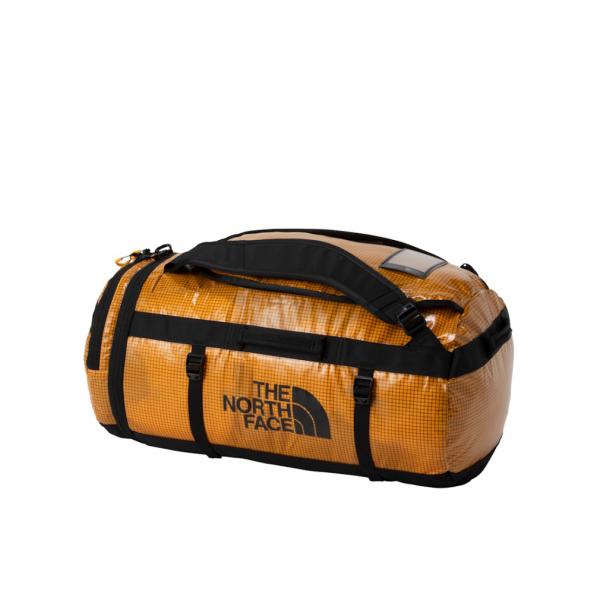 ◇2WAYアクセス可能な、軽量エクスペディションダッフルバッグ・数多くのエクスペディションを支えてきた「BCダッフル」をベースに、持ち運びやすさを特化・高い耐久性と耐水性を備えながら、軽量でやわらかな素材を採用して体の負担を軽減・立てた状態...