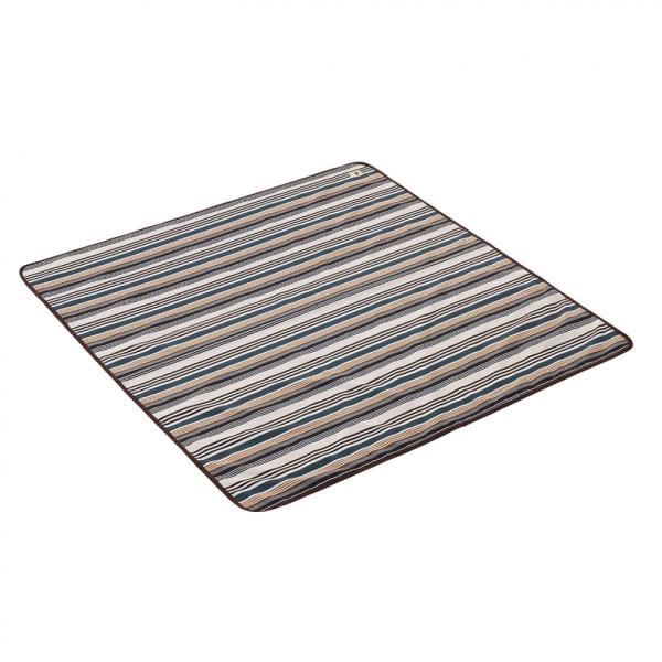 ◇トートバッグ付き！ゆったりくつろげる防水シート◇ポリエステル生地を採用した防水シートに、LOGOSオリジナルデザインが登場◇野外はもちろんテント室内に敷いて使うことも可能◇裏面は湿気を遮断するPVCコーティング■素材：ポリエステル(PVC...