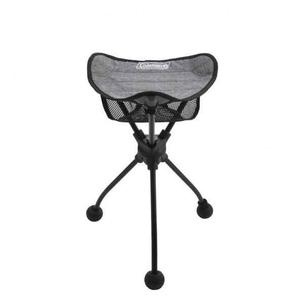 ◇360度回転する座面 スリムで持ち運びしやすいコンパクトスツール◇360度回転する便利な座面◇さっと立ち上がりやすい座面高約52cm◇地面に埋まりにくいボール型エンドキャップ◇簡単セットアップなフレーム構造◇便利な座面下収納スペース◇持ち...