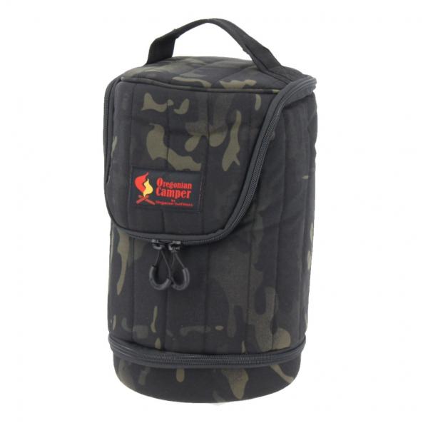 ◇ワンマントルランタンにちょうどいいサイズの収納ケース。クッション性のあるボディとセミハード素材の底面でランタンを保護します。■素材：TP-700 POLYESTER(ポリエステル)■サイズ：Φ18×32cm■生産国：中国アルペン alpe...