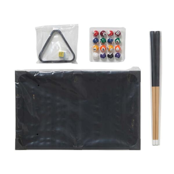 ◇懐かしくて新しい、どこでも夢中で遊べるボードゲーム。◇昔ながらのボードゲームをベースに、5050WORKSHOPの世界観でリメイクされたビリヤード。木目調デザインがおしゃれです。ケース付きで持ち運びやすく、大人も子供もどこでも夢中で遊べる...