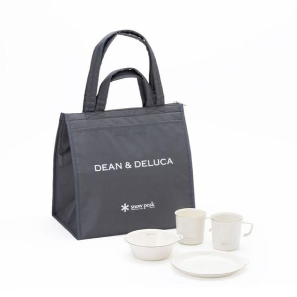 ◇クーラーバッグと琺瑯のテーブルウェアをセットしたDEAN＆DELUCA との初コラボ商品【クーラーバッグ】■素材：表面/ポリエステル、裏面/アルミ蒸着 ポリウレタン加工■サイズ：34×35×21.5cm【ホーローマグ360 アイボリー】■...