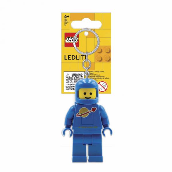 ◇LEGOのキャラクターにライト機能が加わった、機能的でユニークなシリーズです。◇スペースマンのキーライトです。お腹のボタンを押すと足の裏にあるLEDライトが点灯し、離すと消えます。■サイズ：全高約78(チェーン含まず)mm■重量：約35g...