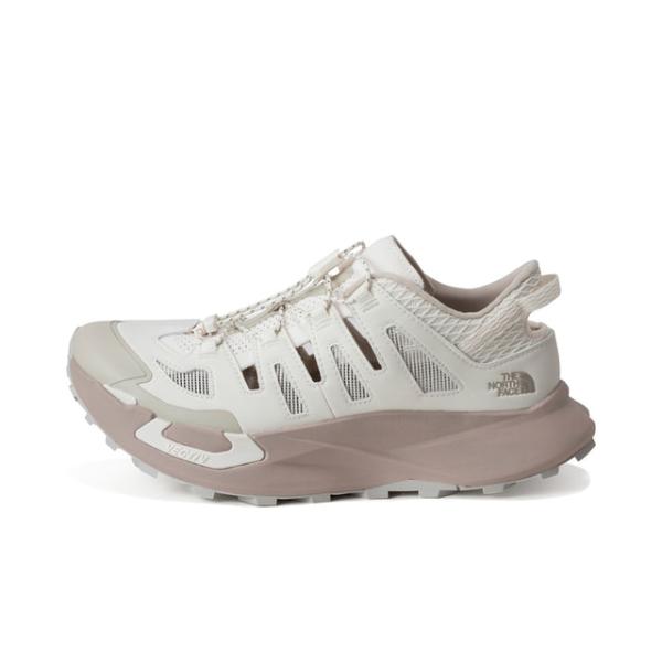 ◇VECTIVを搭載した通気性に優れたスニーカー◇クイックシューレースでスムーズな着脱と調節が可能◇人工皮革とメッシュを組み合わせた高通気アッパー。3DTPUプレート+EVAの高反発・高クッションミッドソール。ドライな路面でもウェットな路面...