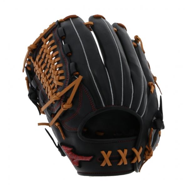 ◇限定AXI仕様◇オールラウンド用:サイズ10 左投げ◇「パワー」のRED。◇Droll構造:ボールの衝撃を受けやすいウェブ下部に補強紐を装着。ウェブ下親指指又部の革の破れを軽減。◇限定マーク「未来へ向かって進む」プレーヤーを「輝き」で表現...