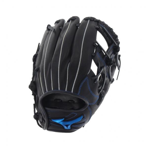 ◇コントロール、テクニックが磨けるBLUE◇BLUEは「テクニック」、Jr用はフレックス構造で開閉しやすく、操作性を高める技術習得が可能。◇オールラウンド用:サイズSS◇限定仕様のIBEライン◇背面親小指へのフレックス構造◇Droll構造:...