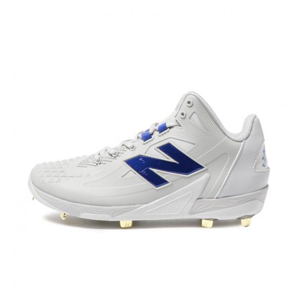 ◇世界トップレベルのプレイヤー大谷翔平選手の要望を取り込み具現化したプロモデル。野球の動きに重要な重心移動をスムーズに行い、足裏全体で地面を感じるレスドロップ構造に、投打走の動きをサポートしつつ耐久性を備えたプレミアムなPUアッパー、心地良...