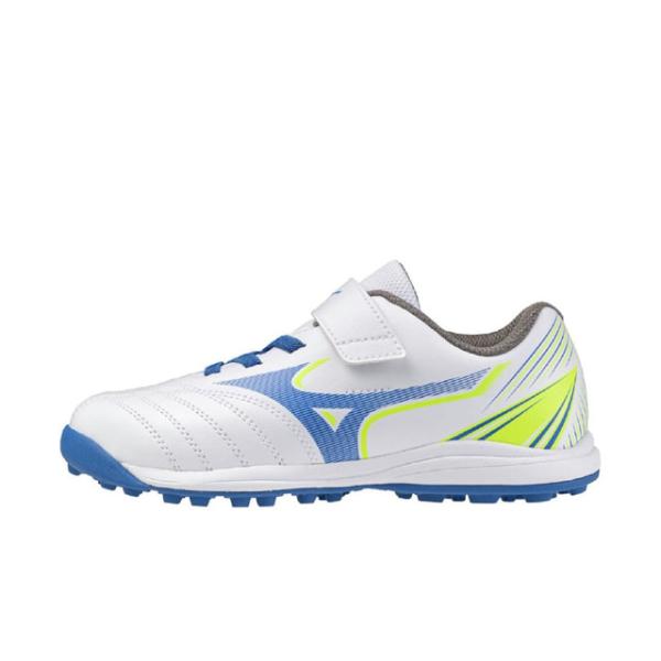 ◇さあ、全力で楽しもう!◇サッカーを楽しむ気持ちを大切にしてほしいと願いを込めた、キッズ専用設計のトレーニングシューズ。◇履きやすさと脱げにくさを追求したゴム紐+ベルト構造を採用。ベロ部分が大きく開き、履きやすい設計。足への負担を軽減する厚...