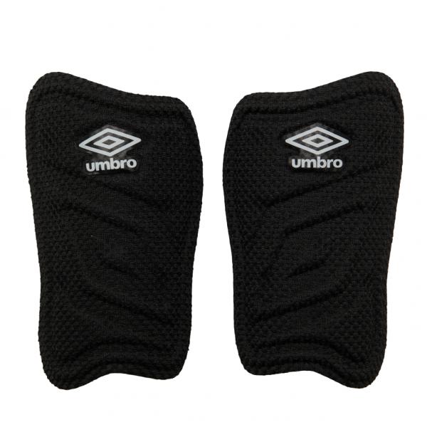 ◇ソフトで軽量タイプのメッシュ素材のシンガード。約タテ14.0cm×ヨコ8.5cm(中心部分)のサイズでフィットしやすい左右非対称の形状です。外側はポリエステルを使用し、中材にEVAを使用しています。■カラー:BK■生産国:中国■2026年...