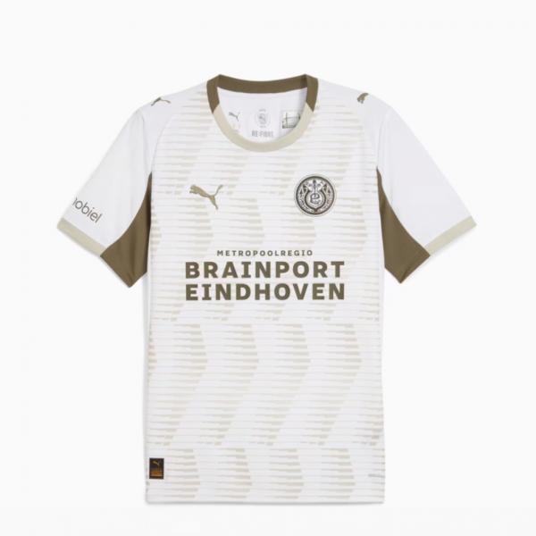 ◇オランダ PSVの3RDレプリカシャツ◇2025-26シーズン◇フィリップス・スタジアムを象徴する25/26サードジャージで、PSVのレガシーを称えよう。このユニークなデザインは、2002年の改修時に追加された、スタジアムの特徴であるブー...