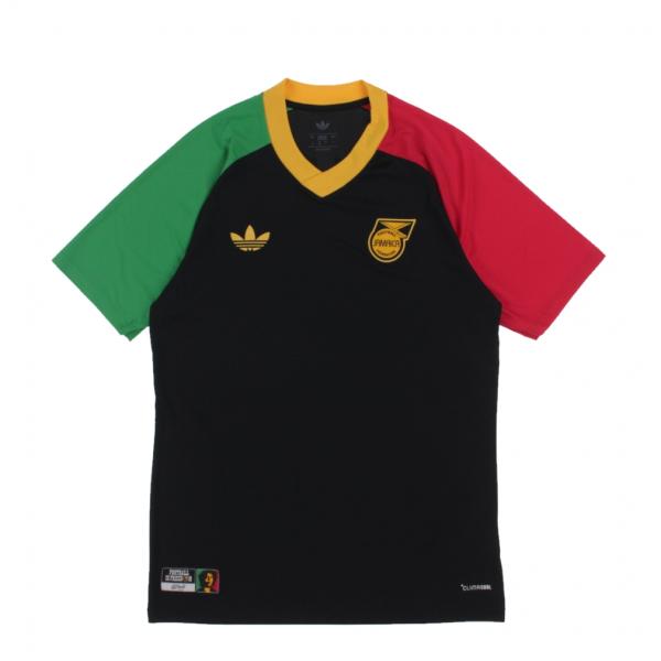 ◇クールでドライな着心地を追求したジャマイカ代表サッカージャージ。◇サッカーへの愛とレゲエの情熱をまとう、アディダス ジャマイカ 26 アウェイ プレマッチ ジャージ。ジャマイカらしい鮮やかな配色で仕上げ、ジャマイカの豊かな伝統とスピリット...