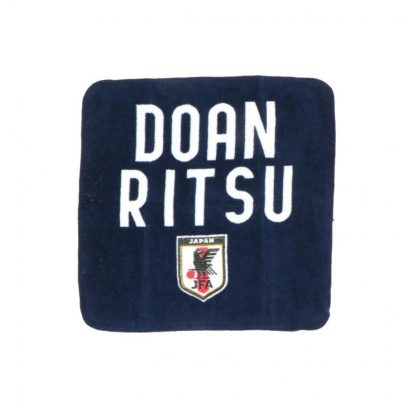 ◇プレーヤーズハンドタオル(10堂安律)◇定番応援グッズのプレーヤーズハンドタオル2024年モデルが登場。お気に入りの選手をゲットして日本代表を応援しよう!■素材:綿100%■サイズ:約W250×H250mm■生産国:日本■2024年モデル...