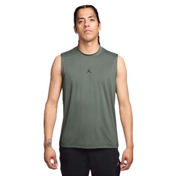 ◇Nike Dri-FITテクノロジーが、肌から汗を逃がしてすばやく蒸発。さらりと快適な状態をキープします◇洗濯機洗い可能◇USサイズ■カラー(メーカー表記):アーミーグリーン(351:VINTAGE LICHEN)■素材:ポリエステル 8...