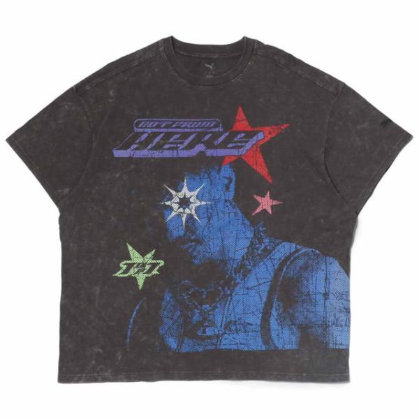 ◇ラメロ・ボールのシグネチャーTEE◇スーパースターの存在感を、日常のスタイルに。◇NBAのスター、ラメロ・ボールの個性とエネルギーを表現した「ラメロ バイ プーマ コレクション」から登場したTシャツ。魔法のようなメロエッセンスを感じさせる...