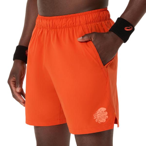 ◇MIDTOWN KRAKENSのショーツ、股下約15cm(サイズL)のショート丈のパンツ◇股上が深く、股下寸法を約15cm(サイズL)とトレンドを反映させたショート丈のパンツ。◇2方向にストレッチするWOVEN素材採用で激しい動きもサポー...