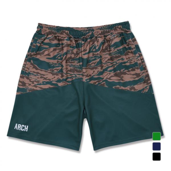 ◇タイガーカモフラージュ柄にストライプを加えたPOP な印象のカモ柄をショーツの上部に配置し、下部は無地でデザインされたショーツ。同シリーズのトップスとセットアップで楽しんでほしいデザイン。フロント右裾のARCH ロゴは刺繍で施し、バックに...