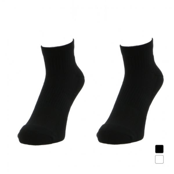 ◇定番のベリーショート丈ソックス。2足組。◇甲部分は通気性とフィット感に優れたメッシュ編み。◇土踏まず部は優れたフィット感のリブサポートでズレを防止。◇足底はパイル仕様でクッション性UP。◇吸水速乾、抗菌防臭。■カラー:ホワイトブラック■素...