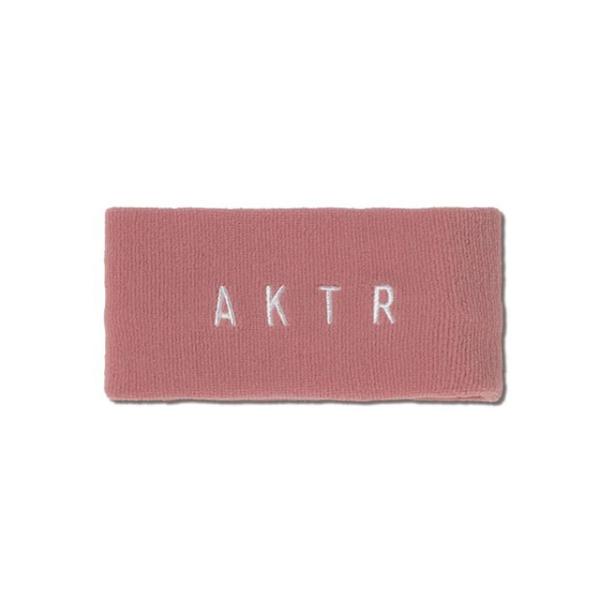 ◇今季のAKTR製品にコーディネートしやすいカラーバリエーションのヘッドバンド。シンプルな刺繍入りで違いをアピール。■カラー(メーカー表記):ピンク(PINK)ライトグレー(SAGE)■素材:ナイロン 80%、ポリエステル 14%、ポリウレ...