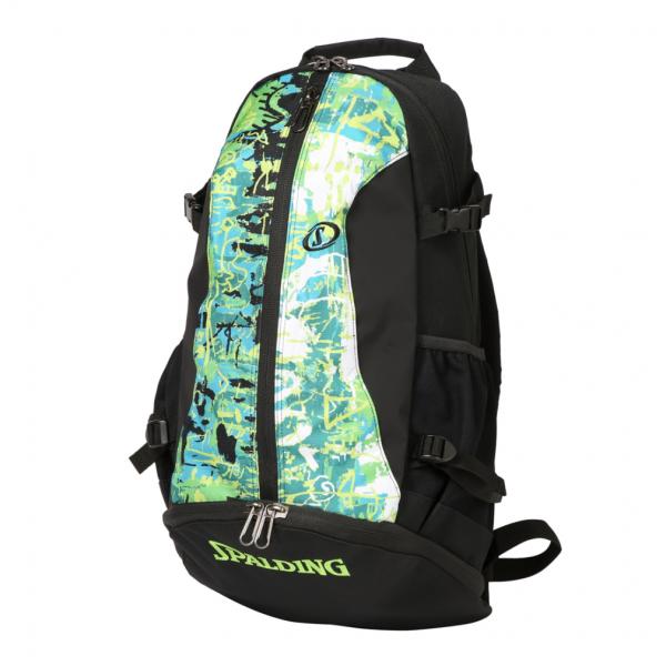 ◇ストリートアートをイメージした鮮やかなグラフィティ柄を配色で左右に配したデザインのケイジャー◇ボールシューズ・アパレルなどプレーに必要な装備を全て収納可能なオールインワンのバッグパック。■素材:ポリエステル■サイズ:35×57×32cm■...