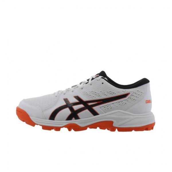 ◇部活生のハードな練習に耐えうる耐久性と快適性を追求した屋外用シューズ◇耐久性を追求したアウターソール。拇指球下のピボットサークルがさまざまなシーンでのグリップ性を追求。ソフトな人工皮革材で足入れの良さを追求しつつ、部分的に補強を配置。■カ...