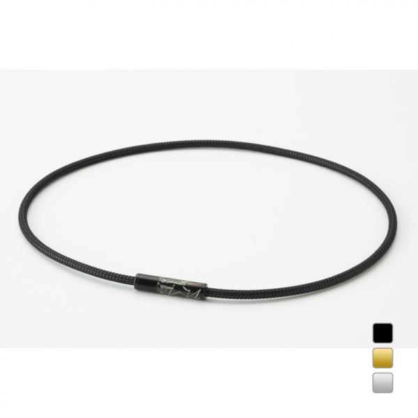 ◇機能性とデザイン性を兼ね備えた重厚感のある磁気ネックレス ◇EXTREMEモデル初の磁気ネックでアルミ、ステンレスとの組み合わせ留め具採用 ■カラー： シルバー(シルバー) ゴールド(ゴールド) ブラック(ブラック) ■素材：本体(生地)...