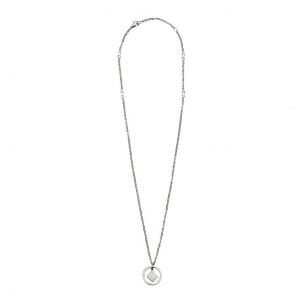 ◇円形カットの枠に菱形のプレート吊り下げた動きのあるデザインを採用。 【医療機器承認番号】304AGBZX00050000 ◇新設計の磁石カプセルに希土類永久磁石を2個内蔵し、頸部に沿って4カ所 計8個配置しています。150ミリテスラ×コラ...