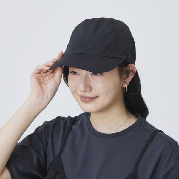 ◇UPF 50+ のキャップで、太陽の下でも安心してカバー。 ◇adidasのウーブンキャップをかぶって、自信を持って日差しを楽しもう。 スタイルと機能性を兼ね備えたデザインで、幅広で深いシルエットが十分なカバー力を提供。 プレーンウィーブ...