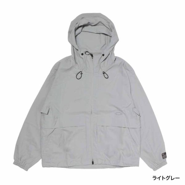 ◇撥水性、透湿性、軽量性に優れた素材をベースにしたFGL VAPOR JACKETは、特殊な織り地による通気性の高い高機能素材が衣服内の湿気を積極的に排出し、着用者を常にドライで快適な状態に保ちつつ、撥水テクノロジーが悪天候時でも身体を常に...