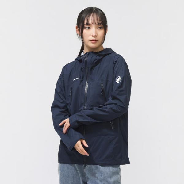 ※注文時にご選択いただくサイズ表記は、JAPANサイズ表記です。◇高温多湿な山でのアドベンチャーで活躍する、抜群の通気性と防水性能を備えたジャケット。3層構造のMammut DRY Activeメンブレンを採用。高い透湿性を備えながら防水性...