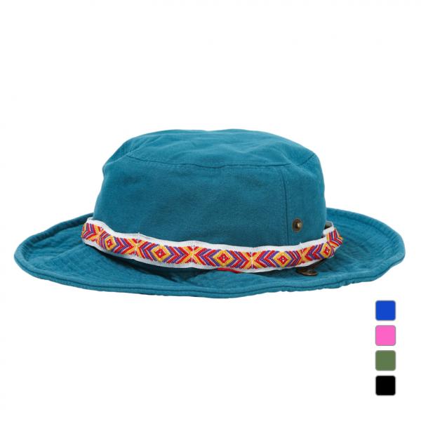 ※ブラウザやお使いのモニター環境により、掲載画像と実際の商品の色味が若干異なる場合がございます。◇Clefで人気のチロリアンテープをあしらったハットが、KIDS用55cmでラインナップ！■カラー(メーカー表記)：カーキ(KHI：カーキ)ブル...