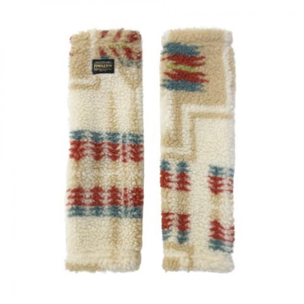 ※ブラウザやお使いのモニター環境により、掲載画像と実際の商品の色味が若干異なる場合がございます。◇PENDLETON柄のジャガードボアで作られたアームウォーマー■カラー(メーカー表記)：オフホワイト(OFF)■素材：表地/ポリエステル100...