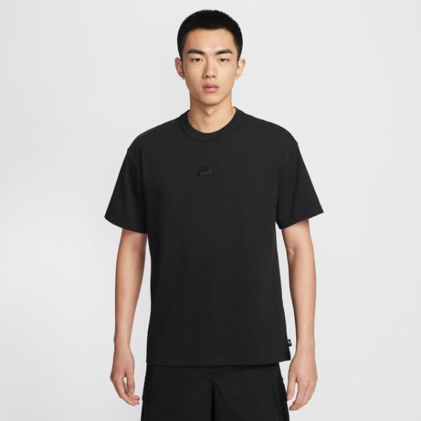 ◇すっきりとしたクラシックスタイル。 ゆったりとしたフィット感のTシャツです。 厚手のオーガニックコットン素材は質感があり、しっかりとした風合い。 耐久性が高く、毎日活躍する快適なアイテムに仕上げました。 ■カラー(メーカー表記)： ホワイ...