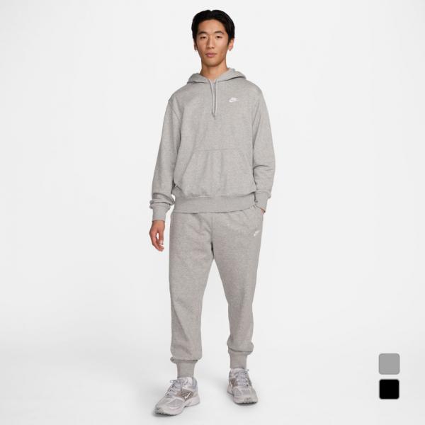 【トップス】 Nike Club Fleeceコレクションから登場したこのパーカーは、すっきりとしたクラシックなスタイル。2層構造のフードはしっかりとした形状と構造。 丸紐タイプの編み込みドローコードですっきりとした雰囲気に調節できます。 ...